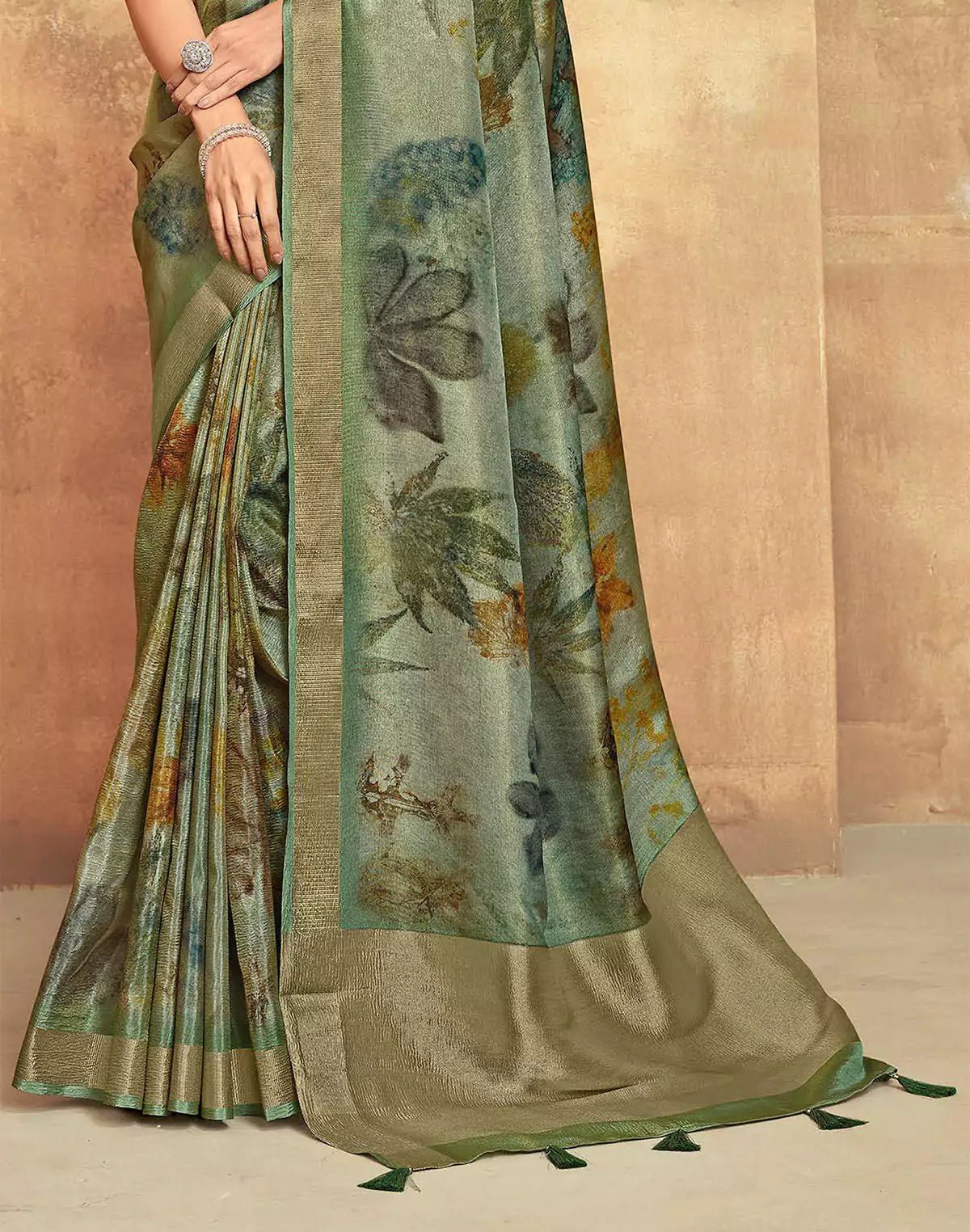 Green Dola Silk Saree With Tussels – South India Shopping Mall